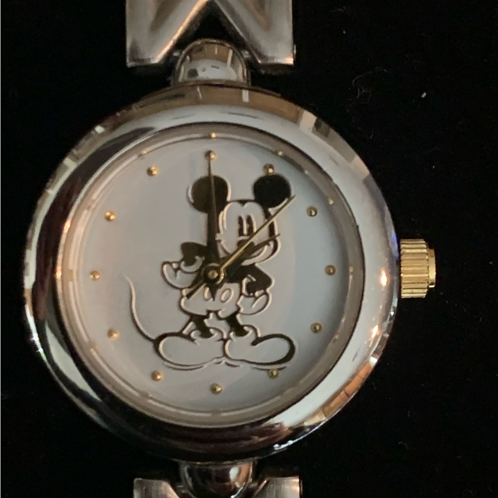 Vintage Disney Time Works Mickey Mouse Watch. - Gem